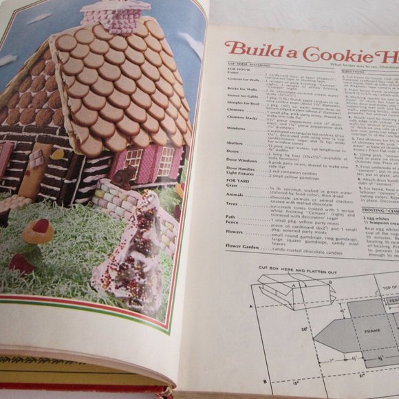 Kitchen | Vintage Betty Crocker Pie Cover Cookbook Sears Edition 1972 ...